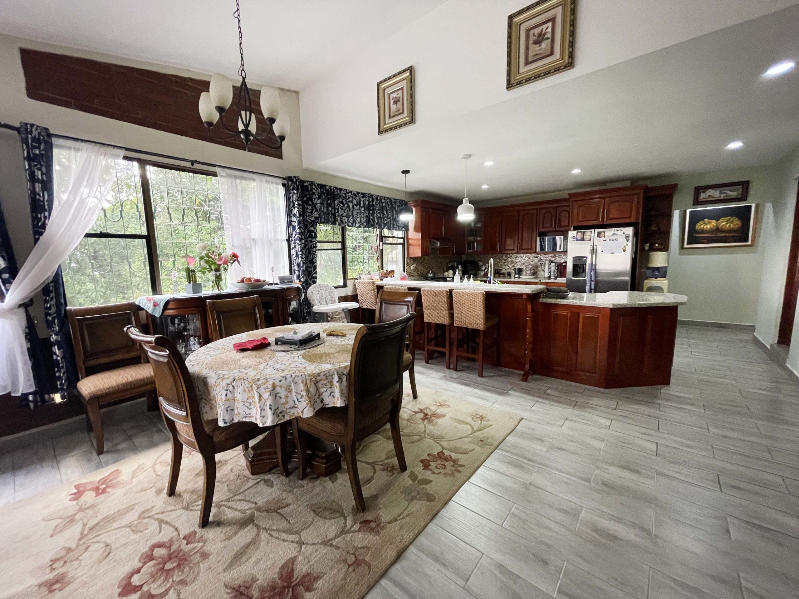 Residencia en Planes de Renderos en Venta - Tierra Nuestra